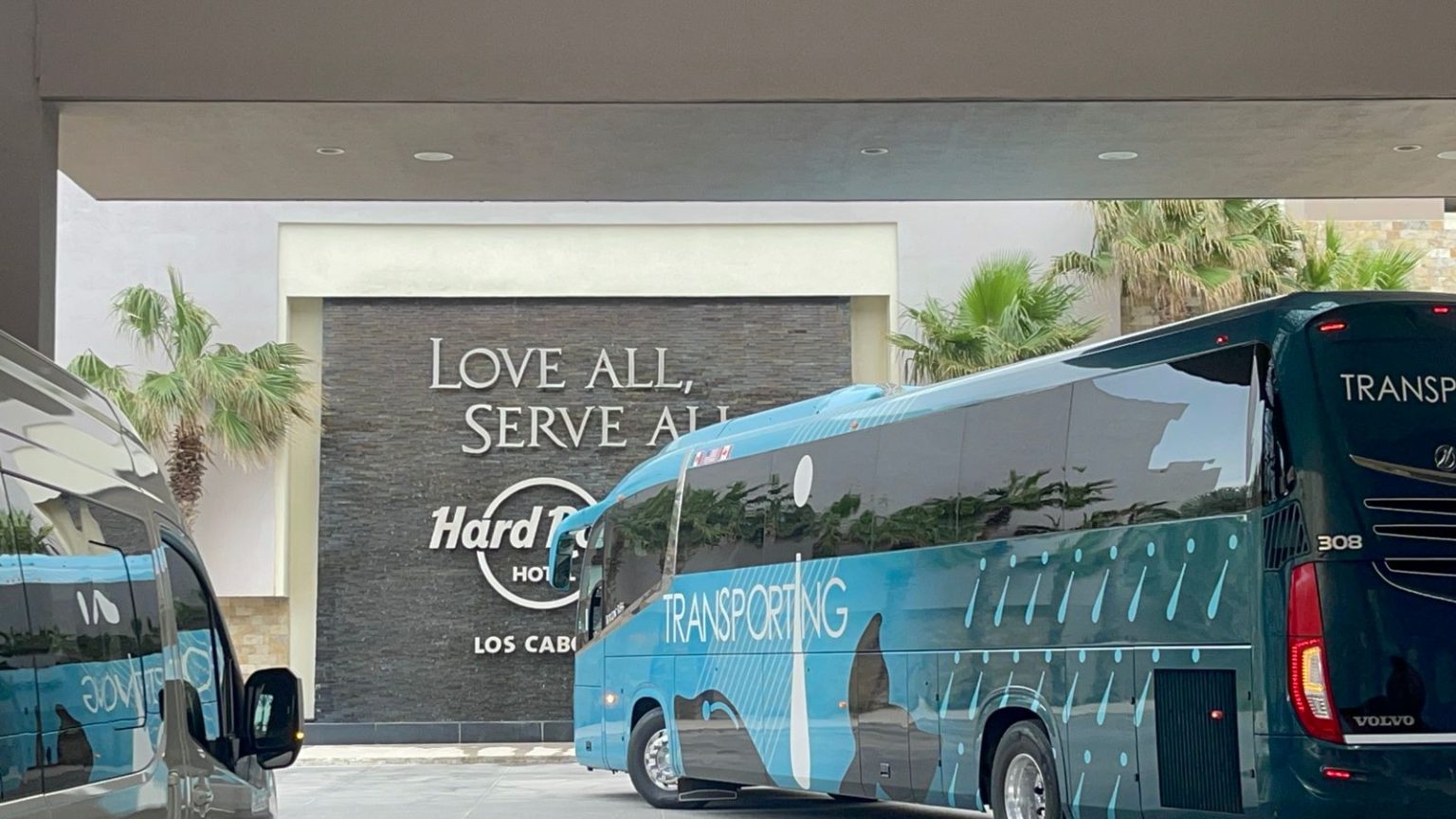 Hard Rock Cabo Shuttles | Cabo Airport Private Transportation